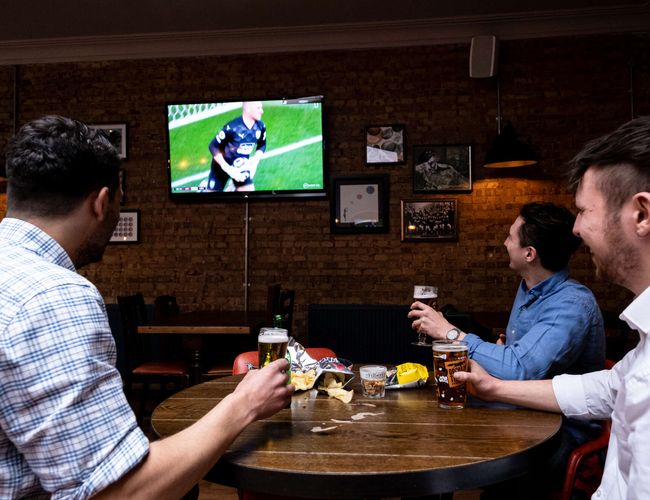 Best Pubs To Watch The Autumn Internationals | Young’s Pubs